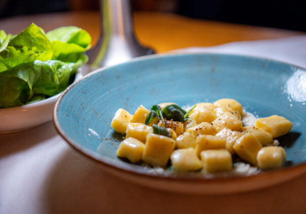 Kallos | Greek food and wine in Manchester